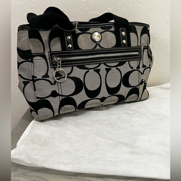 Coach | Bags | Authentic Coach Signature Handbag | Poshmark